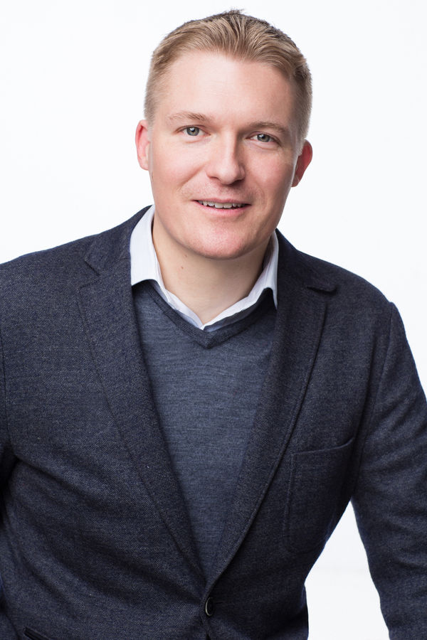 Nicholas Evans - World Without Orphans