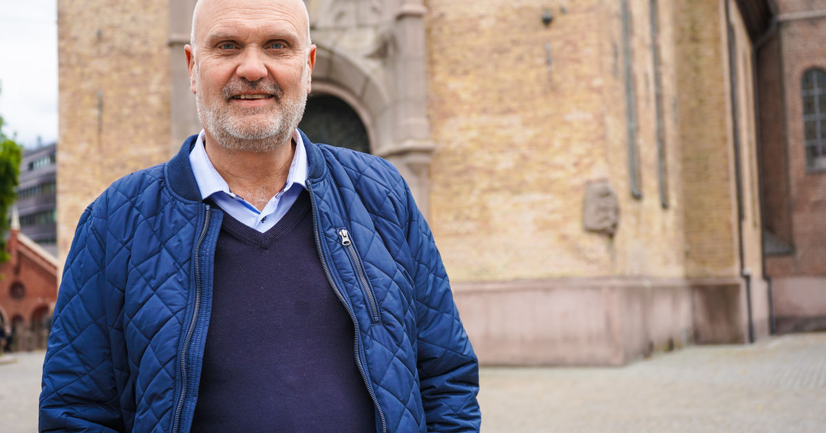 Deler ut penger til brann- og vannsikring